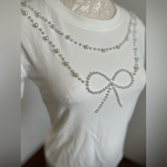 Tops | Nwot White Tshirt With Pearls Size S | Poshmark